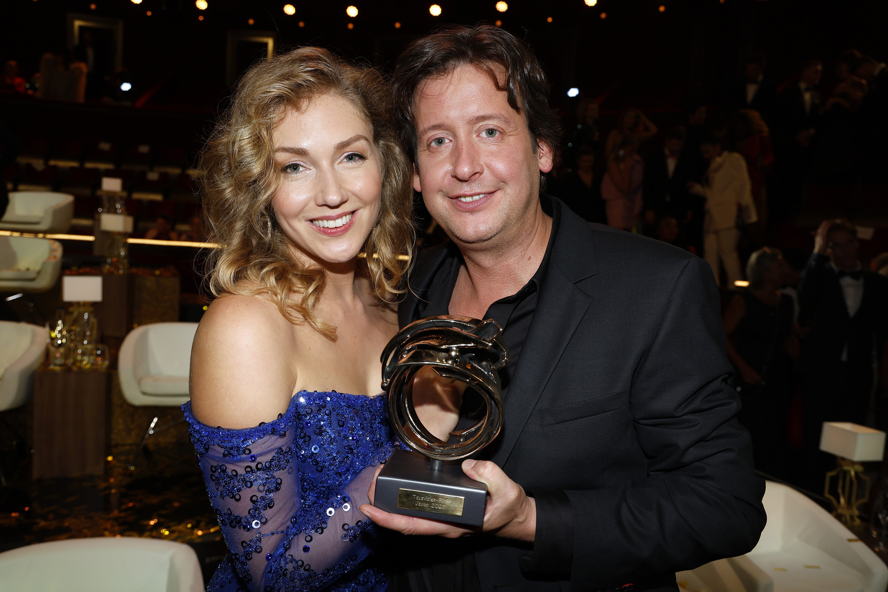 Steven & Jamie Kazàn Road to Vegas wint Televizier Ring Jeugd - Steven ...